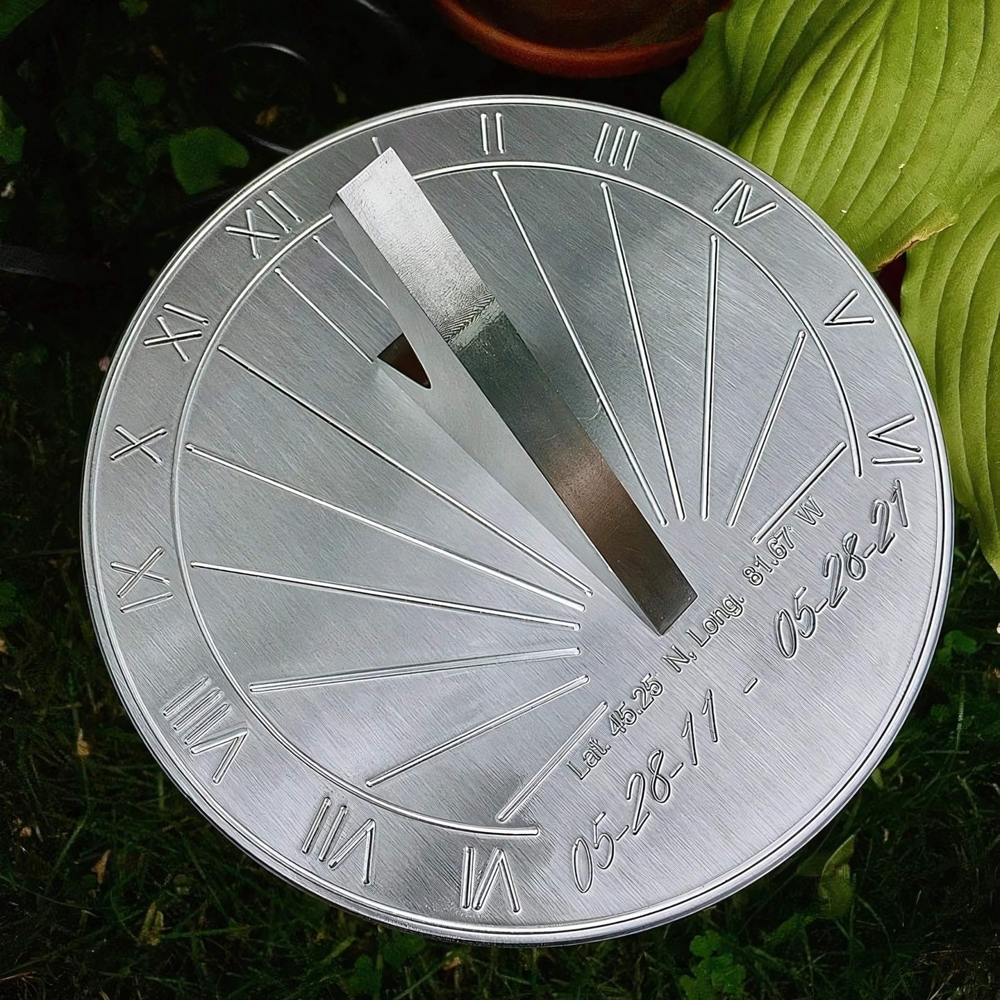 Custom Wedding Anniversary Gift Sundial – Apollo Sundials